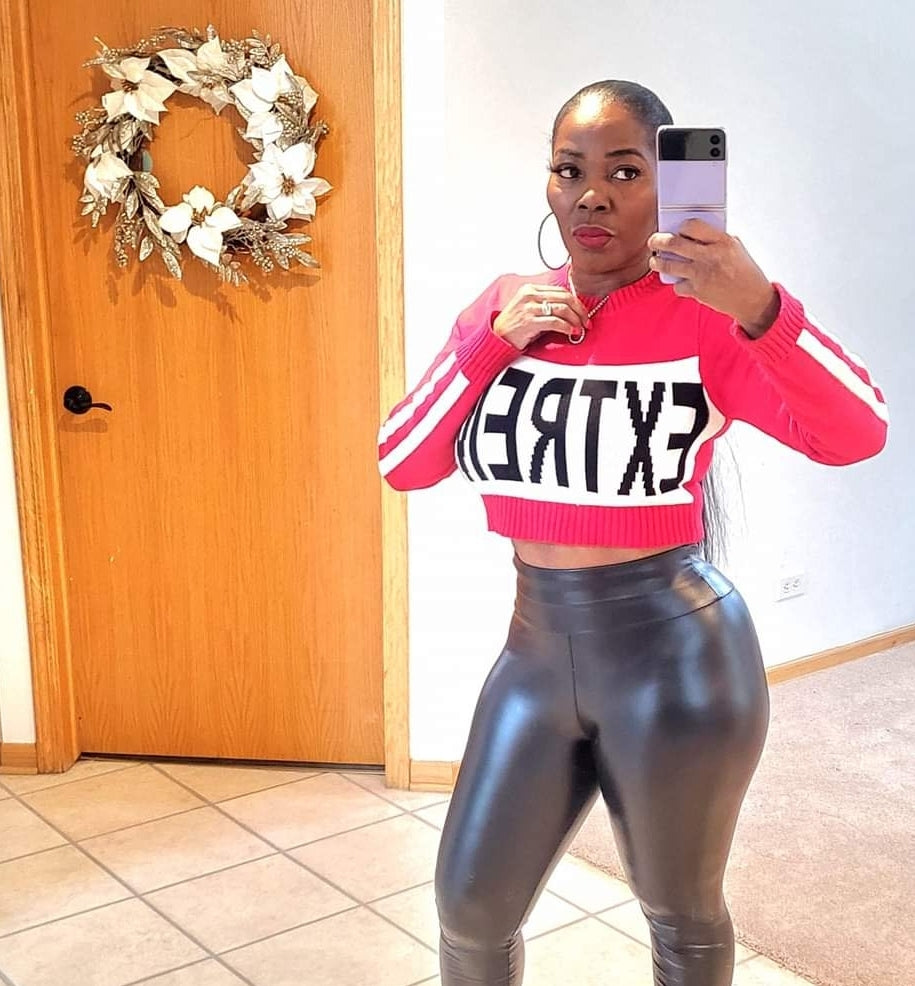 Extreme Cropped Sweater – Obsessed Chicago Boutique